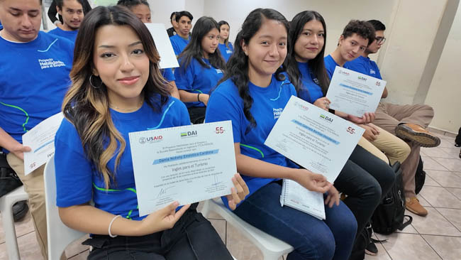 GRADUAMOS A MÁS DE 60 JÓVENES A TRAVÉS DEL PROYECTO HABILIDADES PARA EL ...
